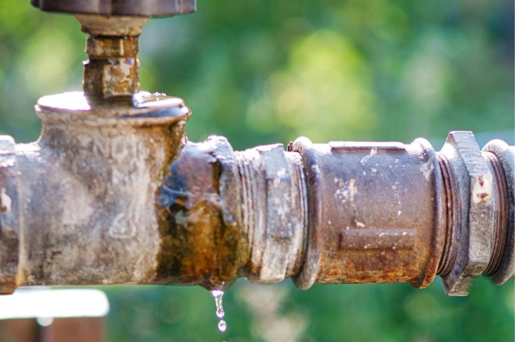 5 Contaminants in Your Drinking Water | Rayne Water